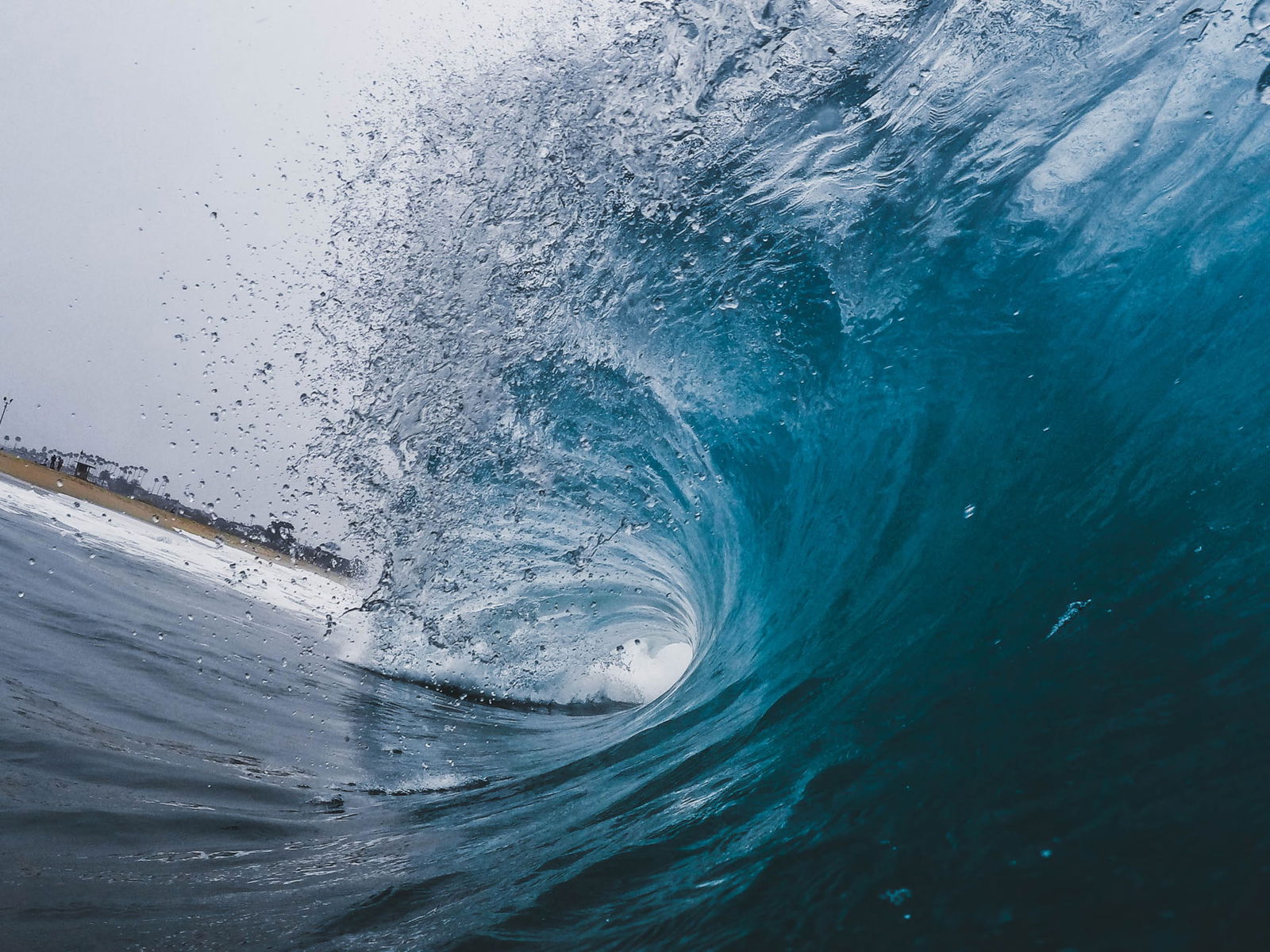 Dirty big waves, turning up, bluffing and setting standards - Nick Grantham